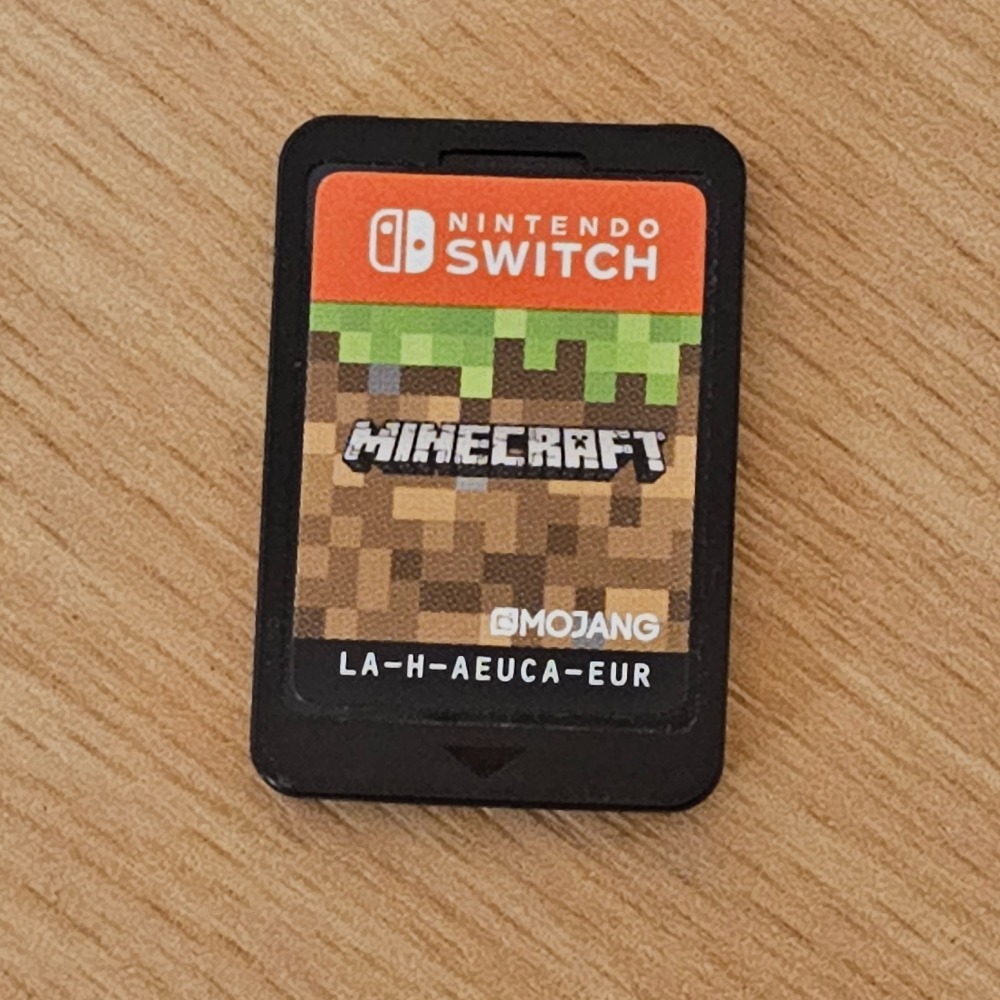 Pre-owned Mojang Nintendo Switch Minecraft - Cartridge Only - Own4Less
